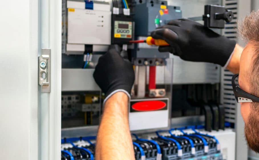 Neuf & Rénovation électrique- travaux par AZUR NIMTEC 06